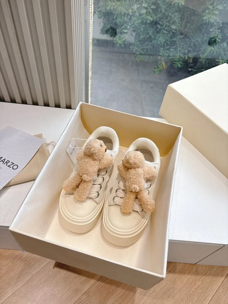 13De Marzo Shoes
