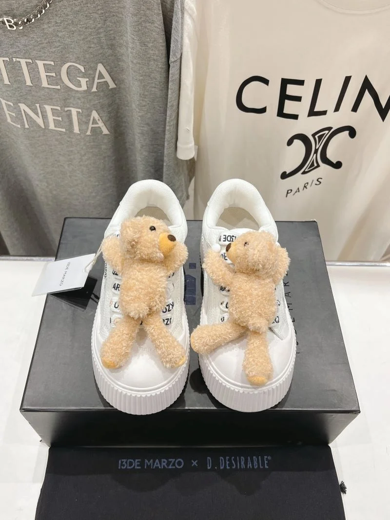 13De Marzo Shoes