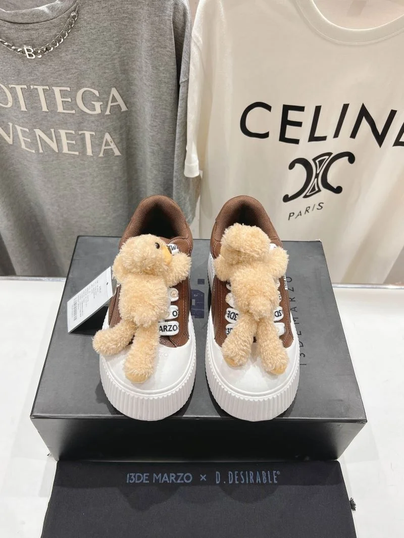 13De Marzo Shoes