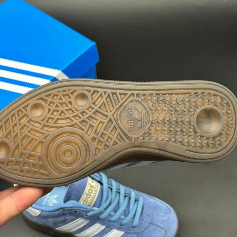 Top mirror ADIDAS SHOES