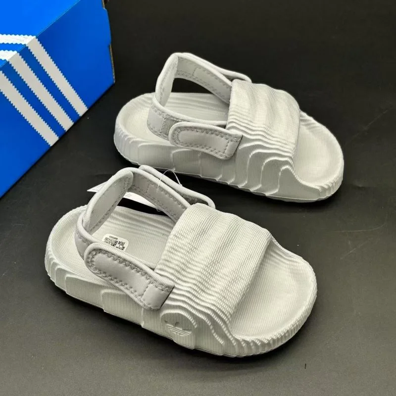 Top mirror ADIDAS SHOES