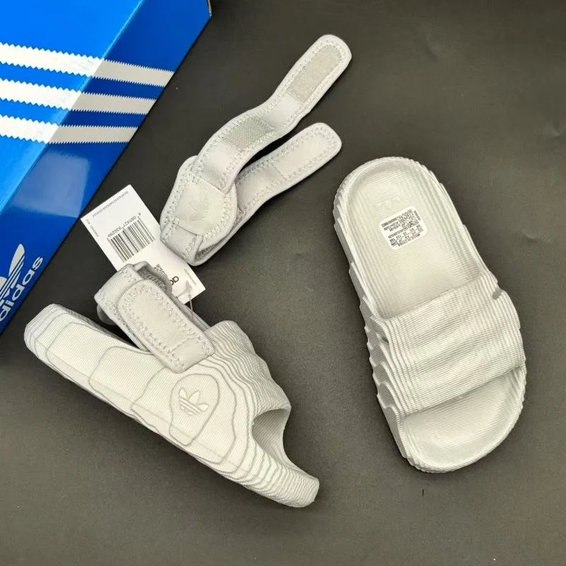 Top mirror ADIDAS SHOES