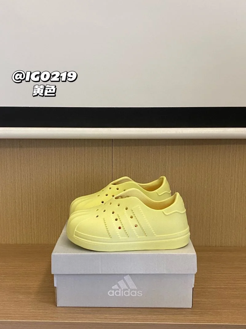 Mirror quality ADIDAS SHOES