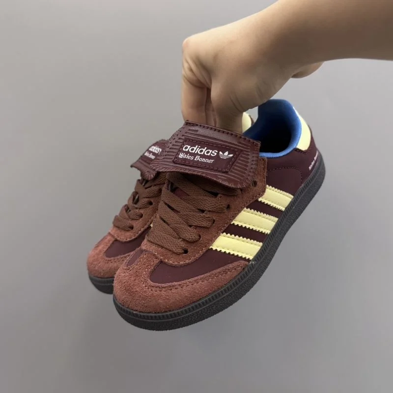 Top match ADIDAS SHOES
