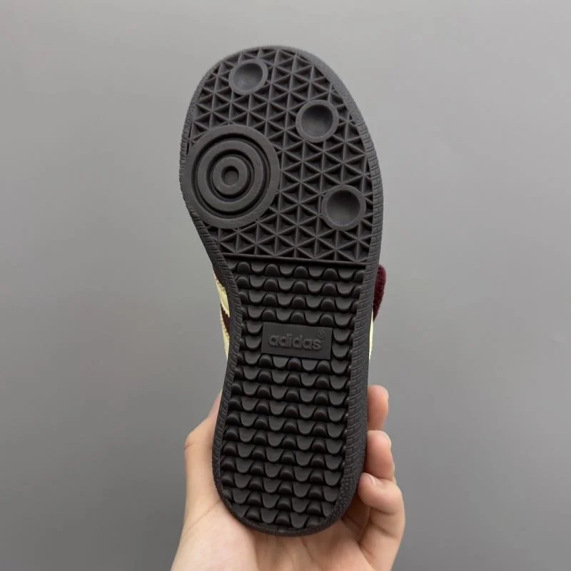 Top match ADIDAS SHOES