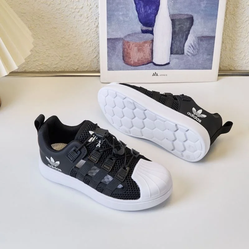 Accurate model ADIDAS SHOES