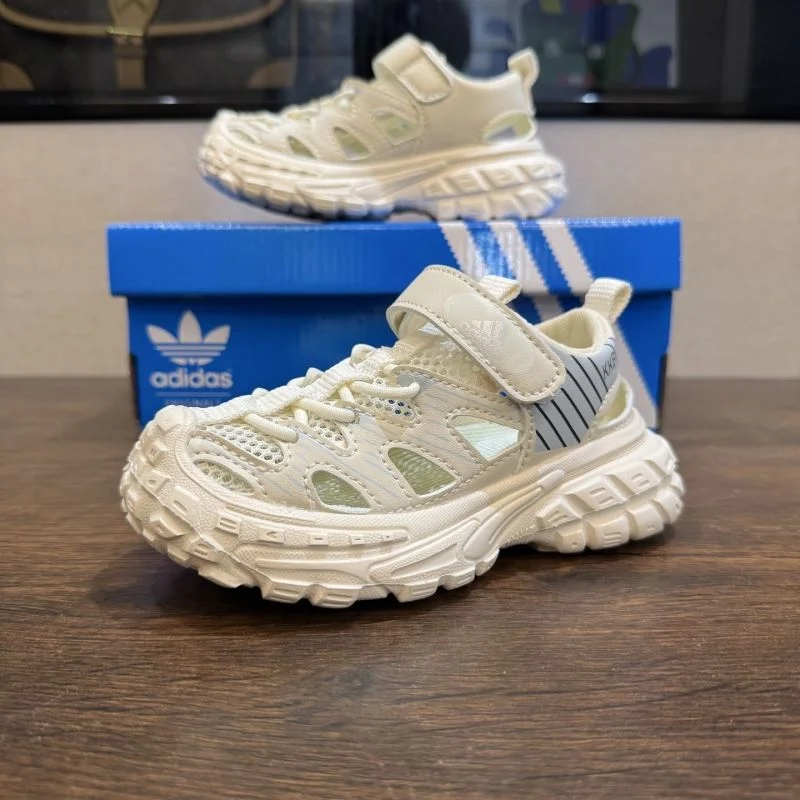 Top mirror ADIDAS SHOES