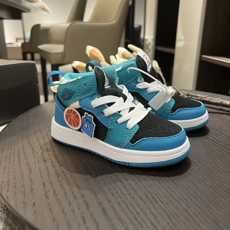 Indistinguishable AIR JORDAN SHOES