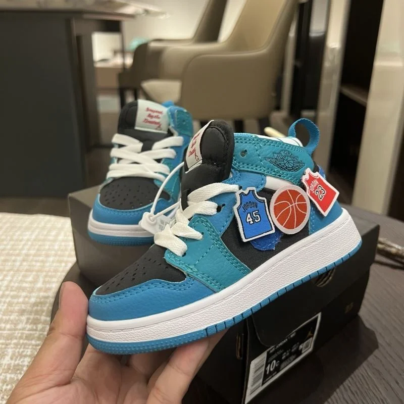 Indistinguishable AIR JORDAN SHOES