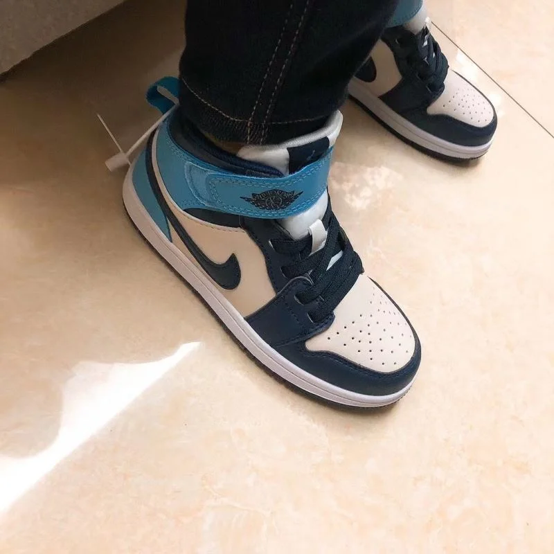 1:1 copy AIR JORDAN SHOES