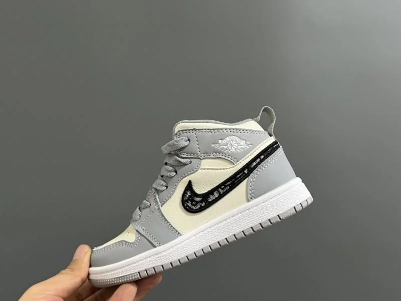 Indistinguishable AIR JORDAN SHOES