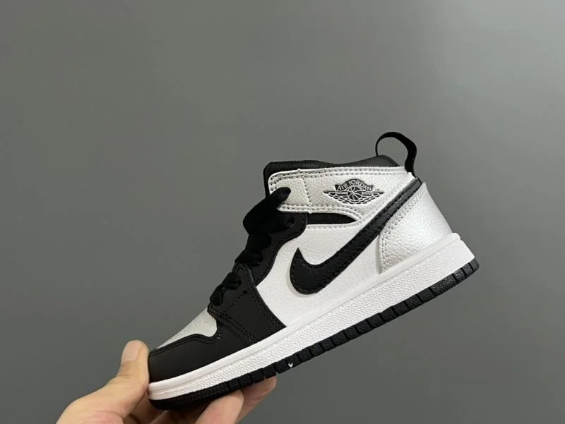 Exact replica AIR JORDAN SHOES