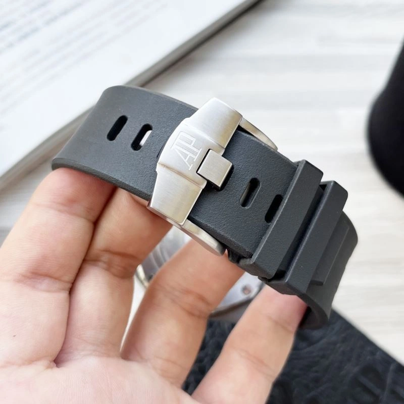 Indistinguishable AP Watches