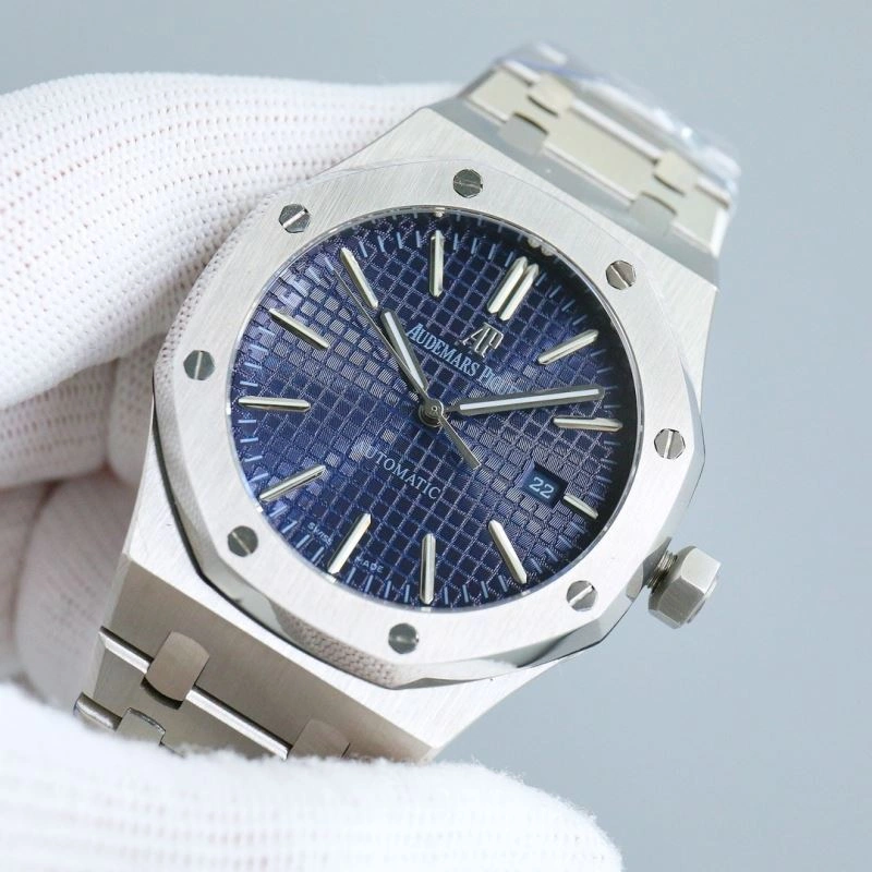 Indistinguishable AP Watches