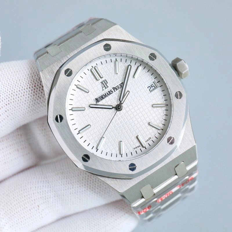 Indistinguishable AP Watches