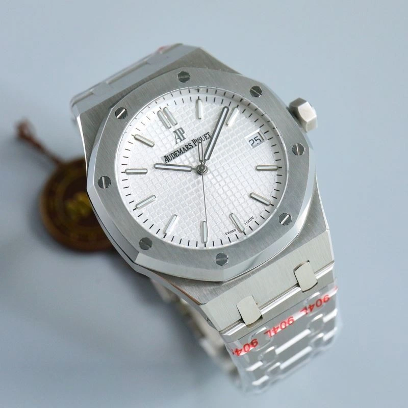 Indistinguishable AP Watches