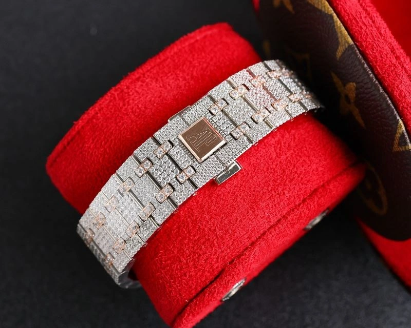 High accuracy AP Watches