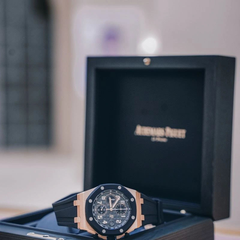 High accuracy AP Watches