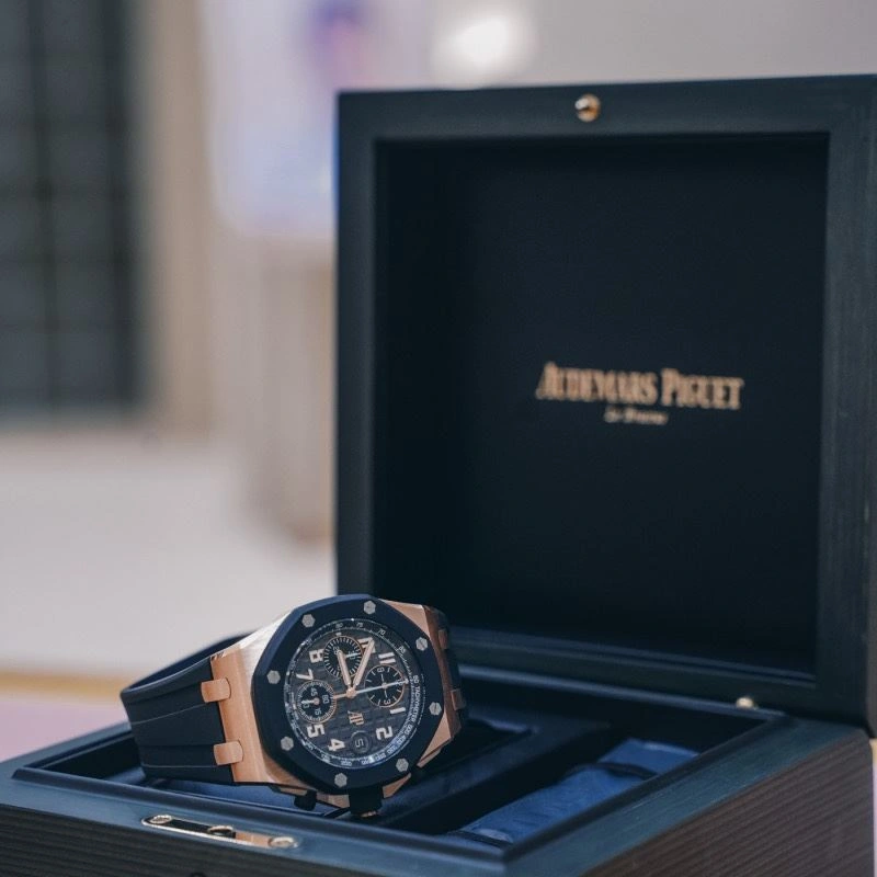 High accuracy AP Watches