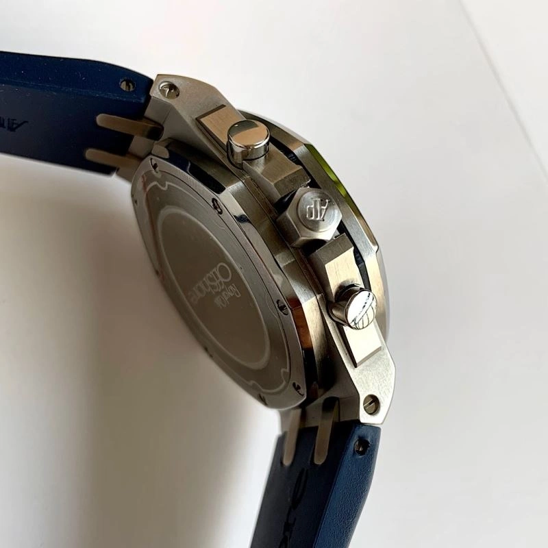 High accuracy AP Watches