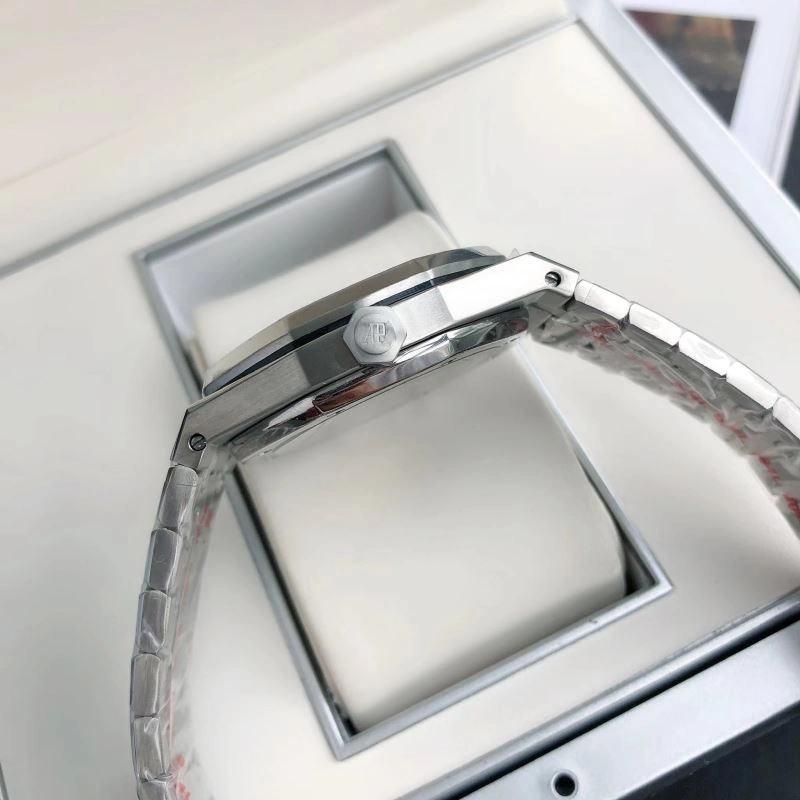 Brand-authenticated AP Watches