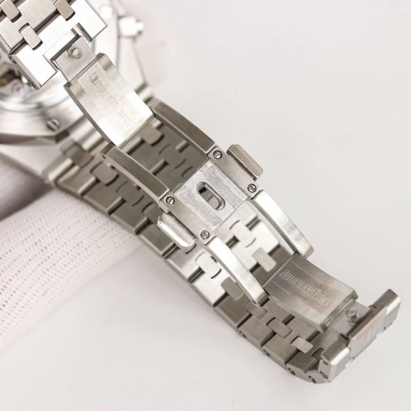 Accurate model AP Watches