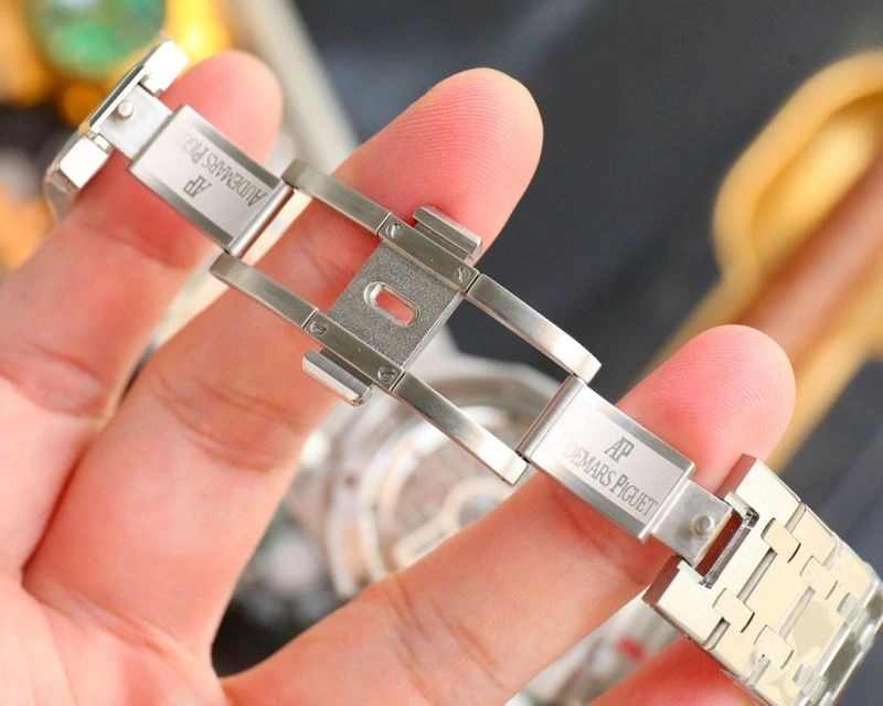 Low-cost AP Watches