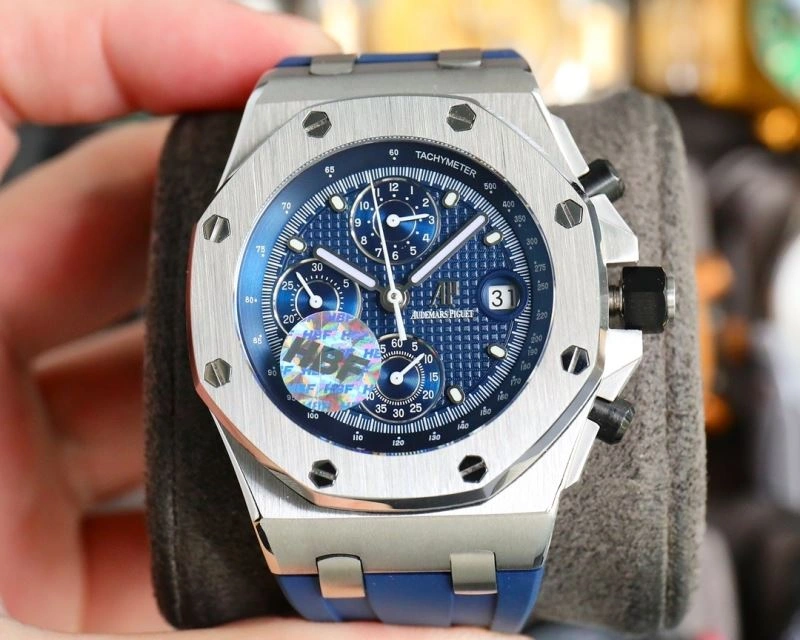 Indistinguishable AP Watches