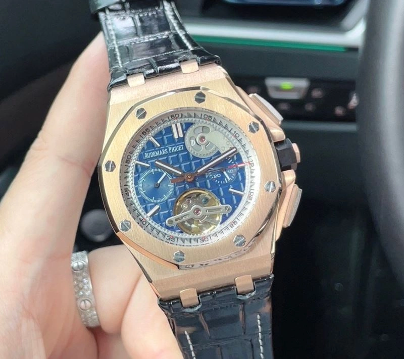 Accurate model AP Watches