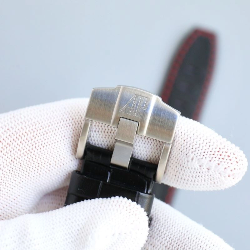 Indistinguishable AP Watches
