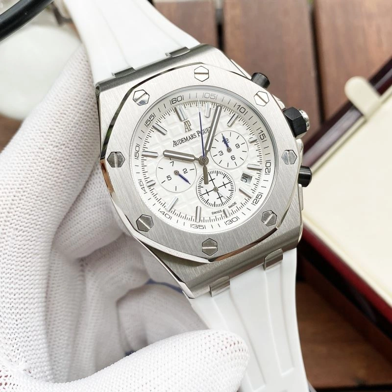 Indistinguishable AP Watches