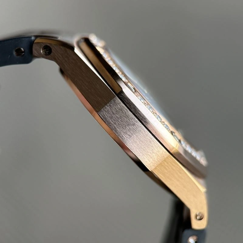 Indistinguishable AP Watches