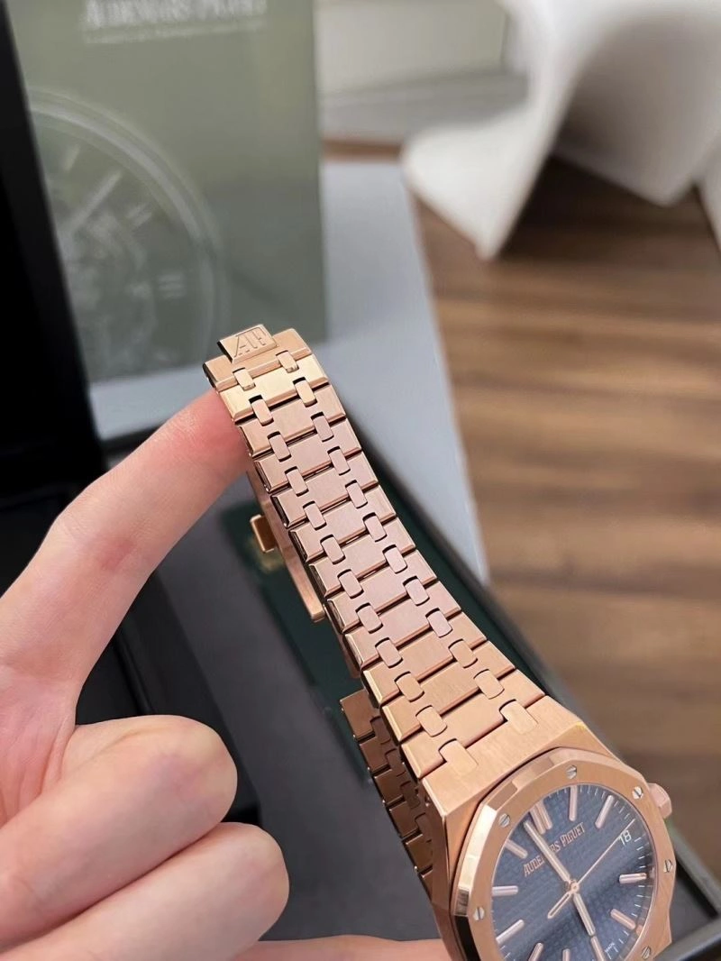 Accurate model AP Watches