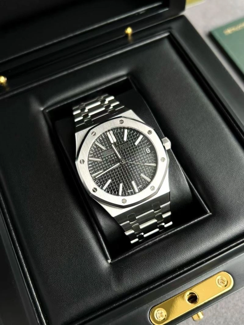 Accurate model AP Watches