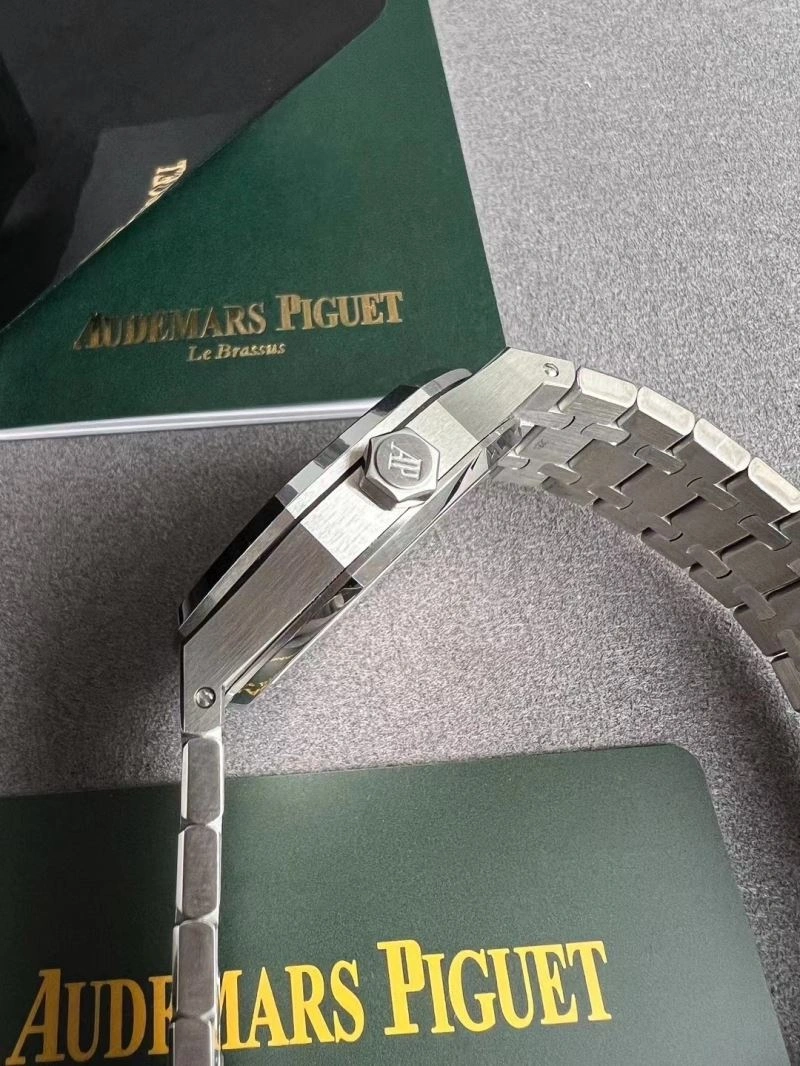 Accurate model AP Watches