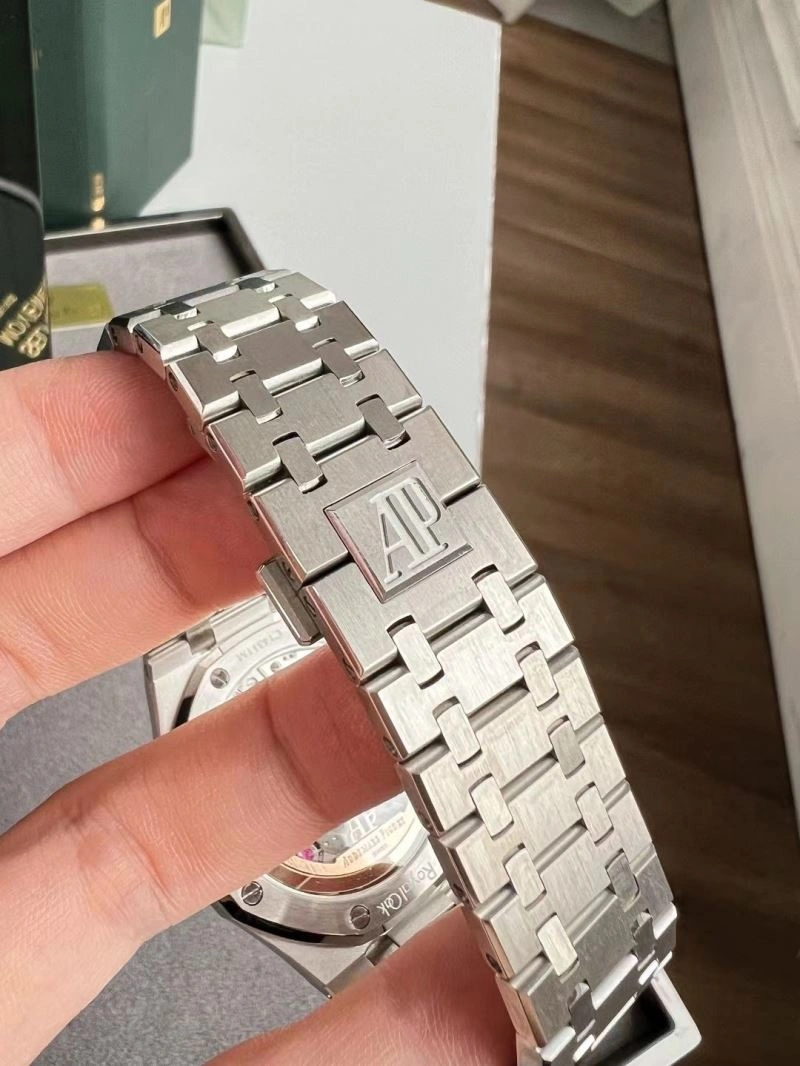 Accurate model AP Watches
