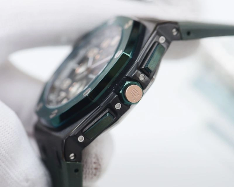 Indistinguishable AP Watches