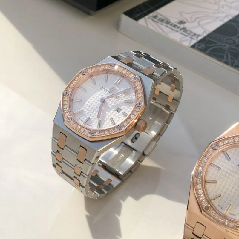Indistinguishable AP Watches