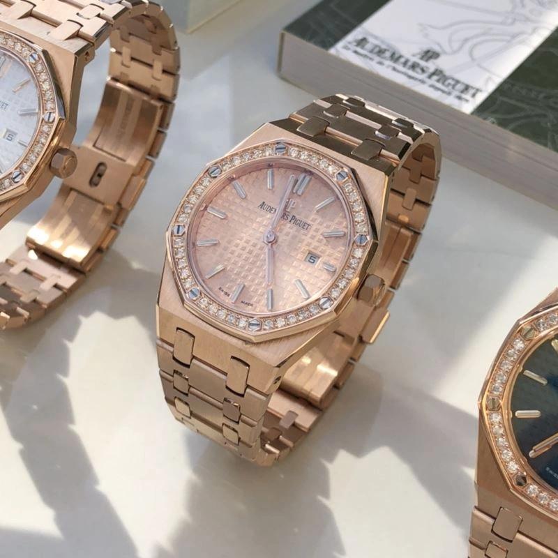 Indistinguishable AP Watches