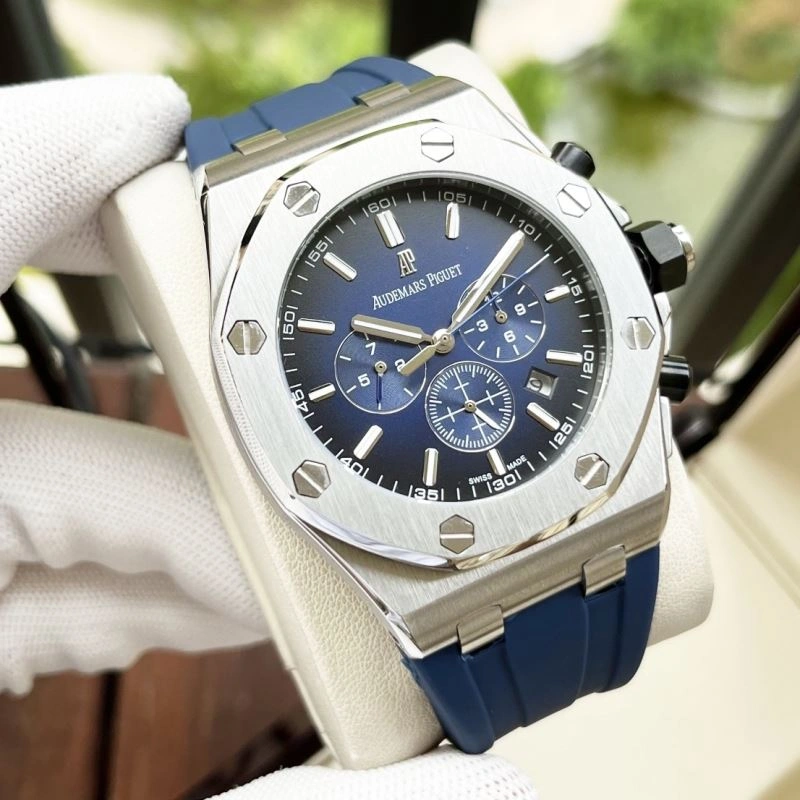 Indistinguishable AP Watches