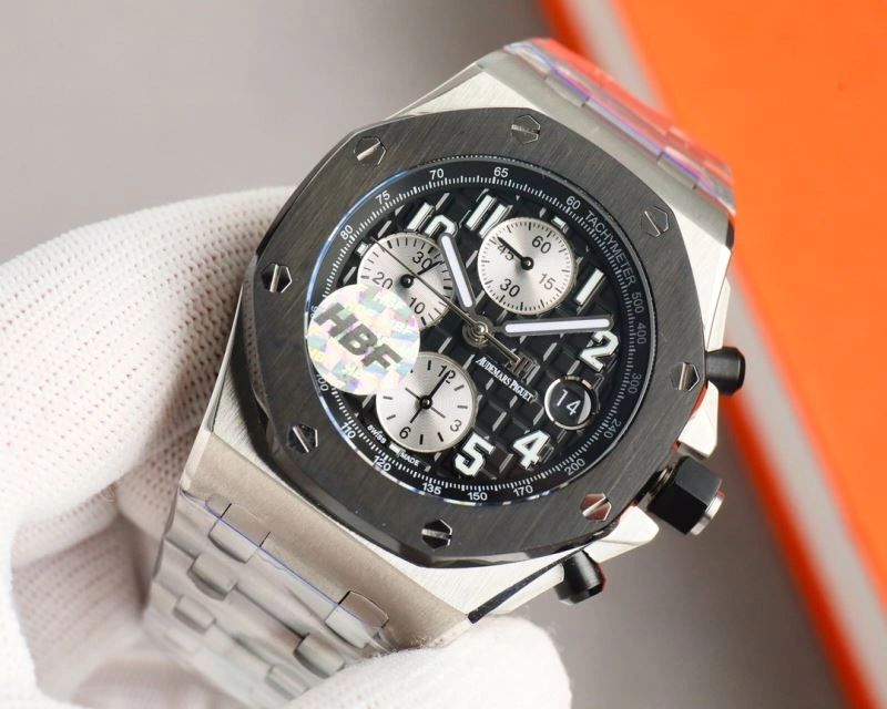 Indistinguishable AP Watches