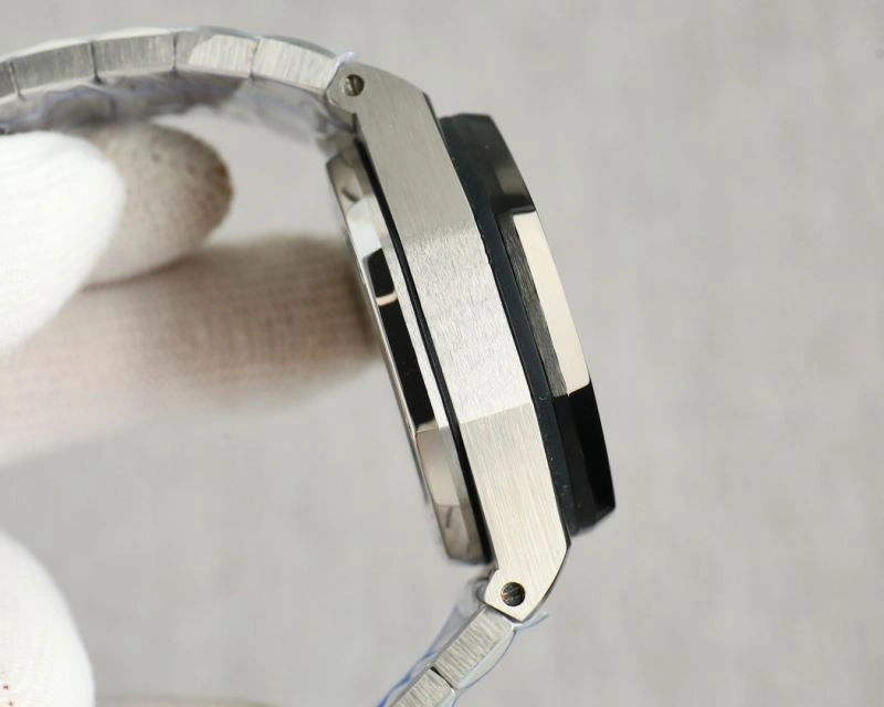 High accuracy AP Watches
