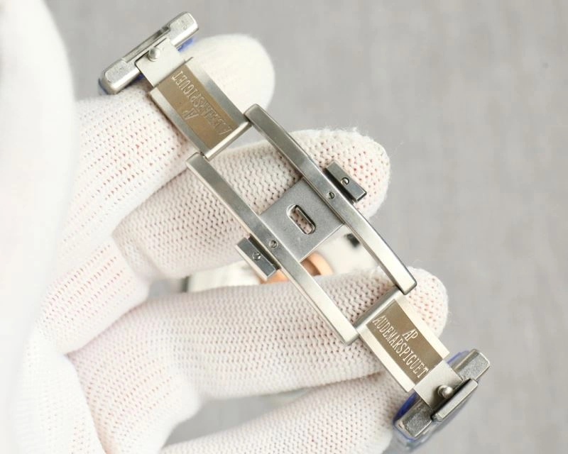 High accuracy AP Watches