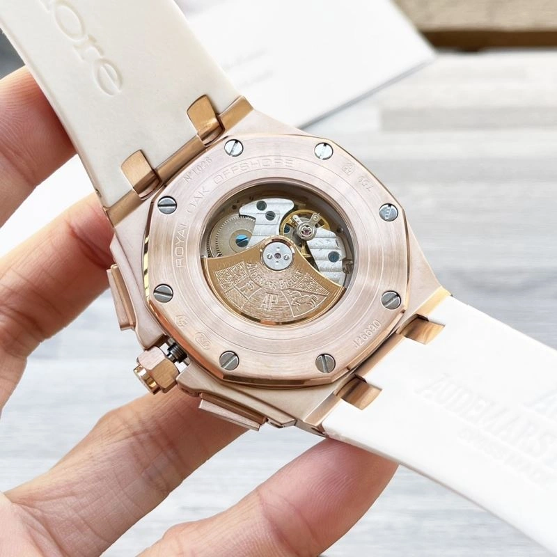 Indistinguishable AP Watches
