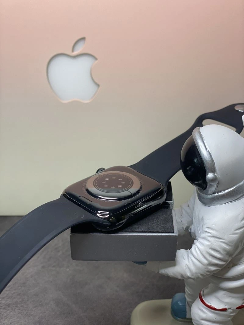 Economical APPLE Watches