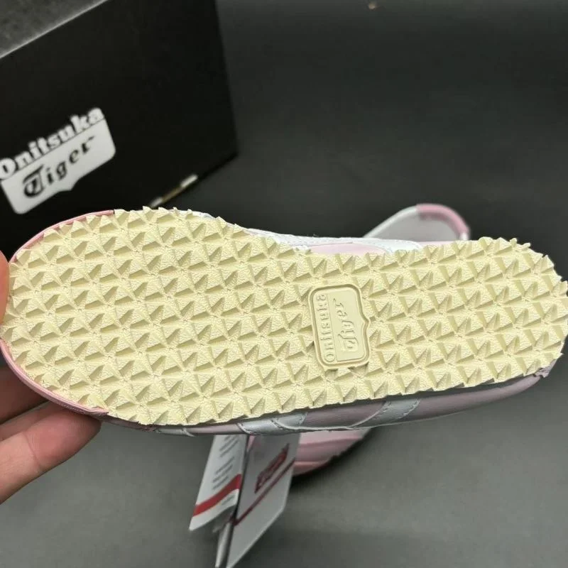 High accuracy ASICS SHOES
