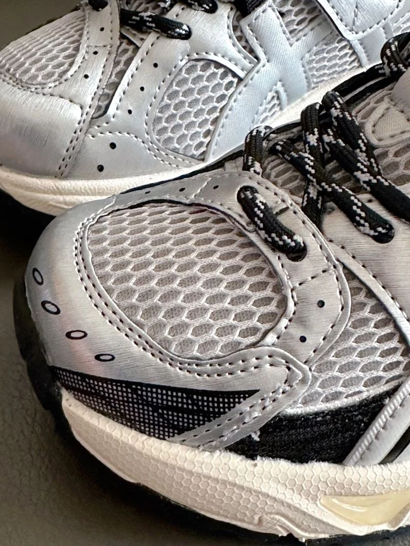 High fidelity ASICS SHOES