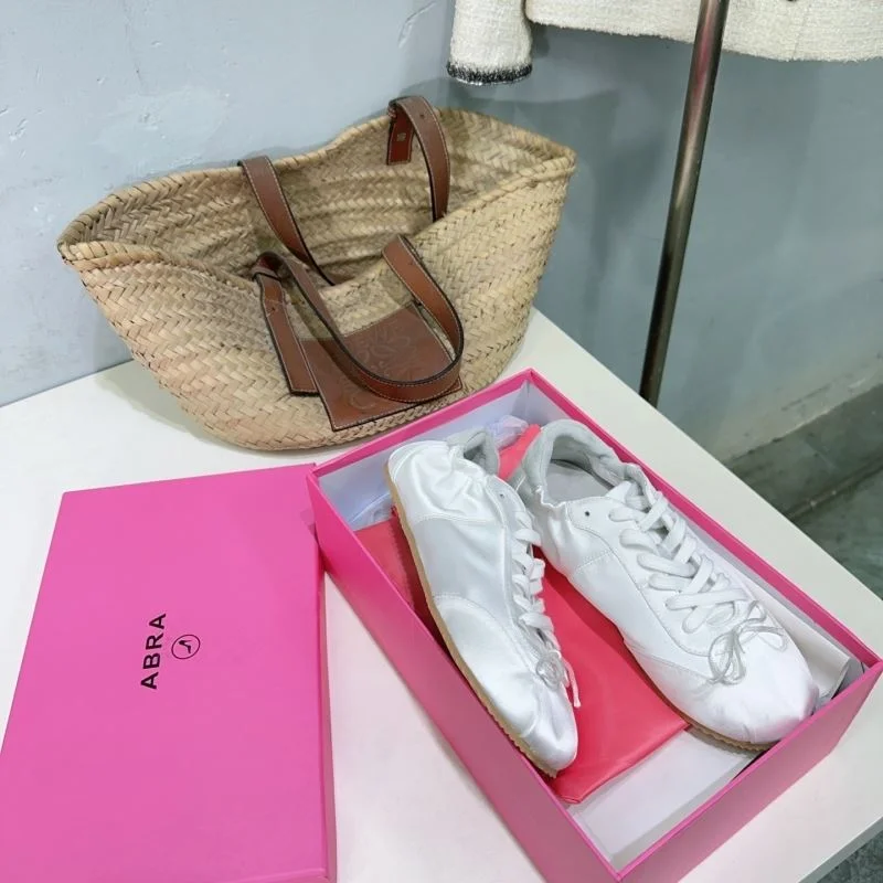 Brand-authenticated Abra Shoes
