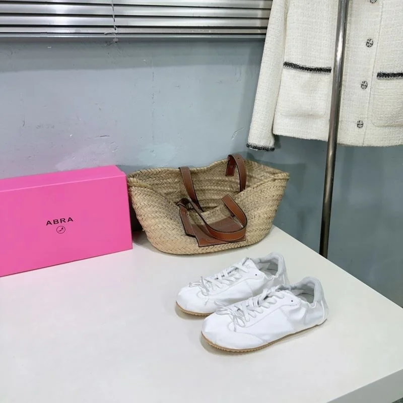 Brand-authenticated Abra Shoes