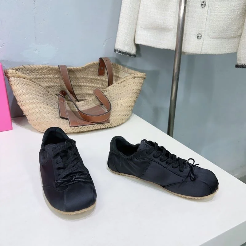 High fidelity Abra Shoes